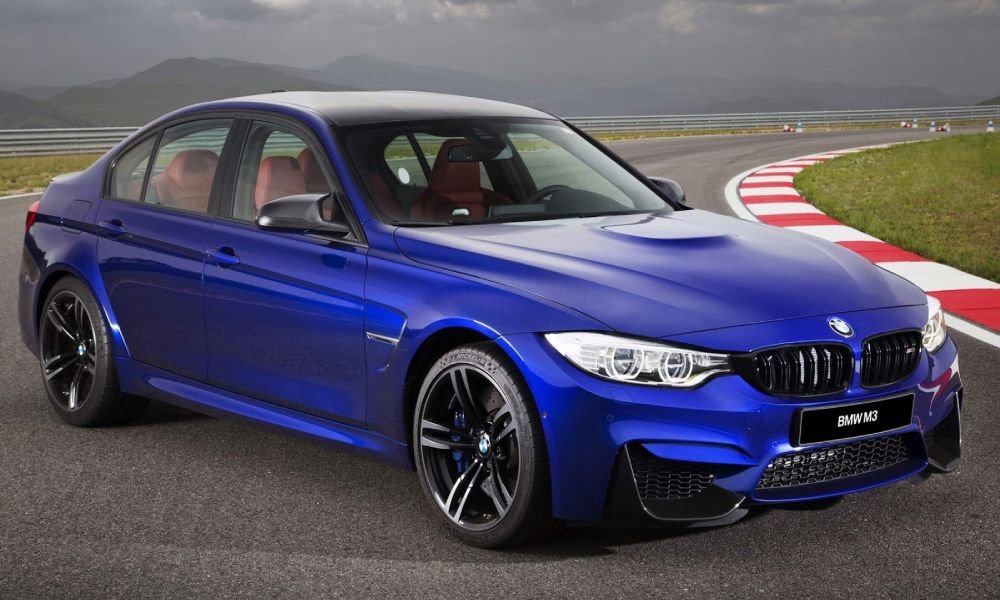 Rent BMW M3 Competition and Discover the Excellent Technology | House ...